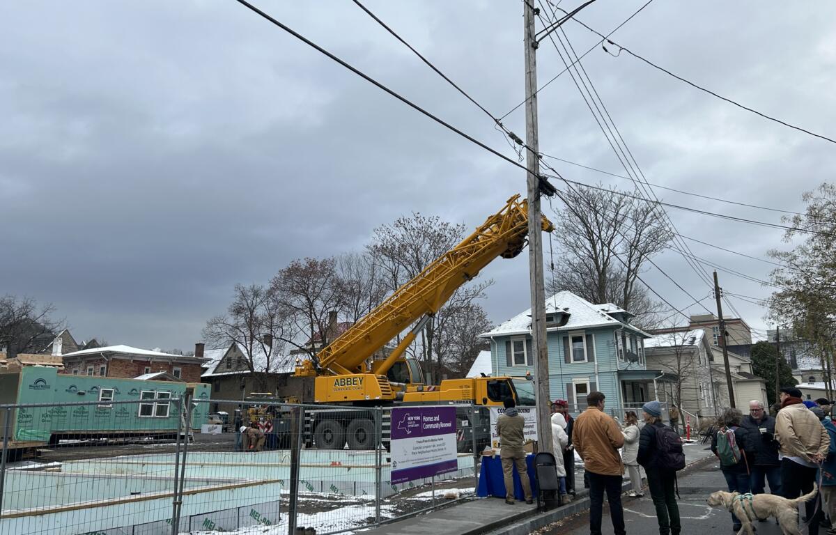 INSIDE LOOK: INHS crane installation of affordable, modular homes ...